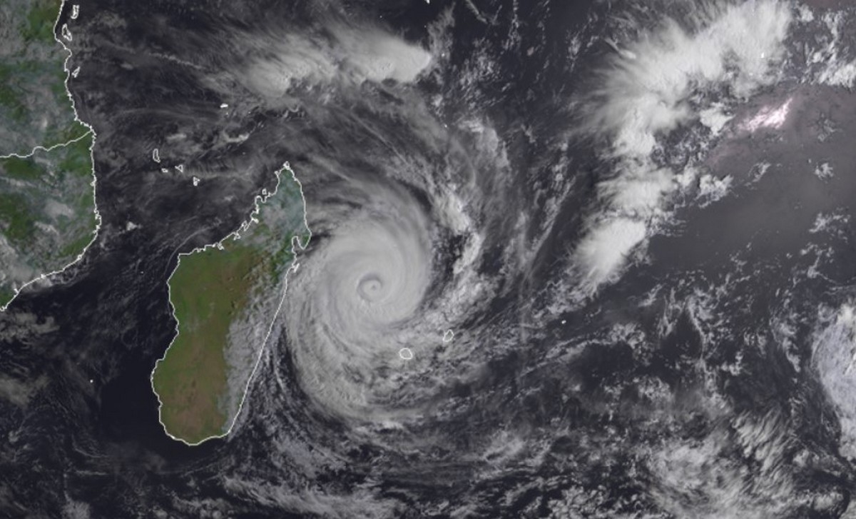 Monde : Madagascar frappé par le cyclone Emnati - Actualités météo