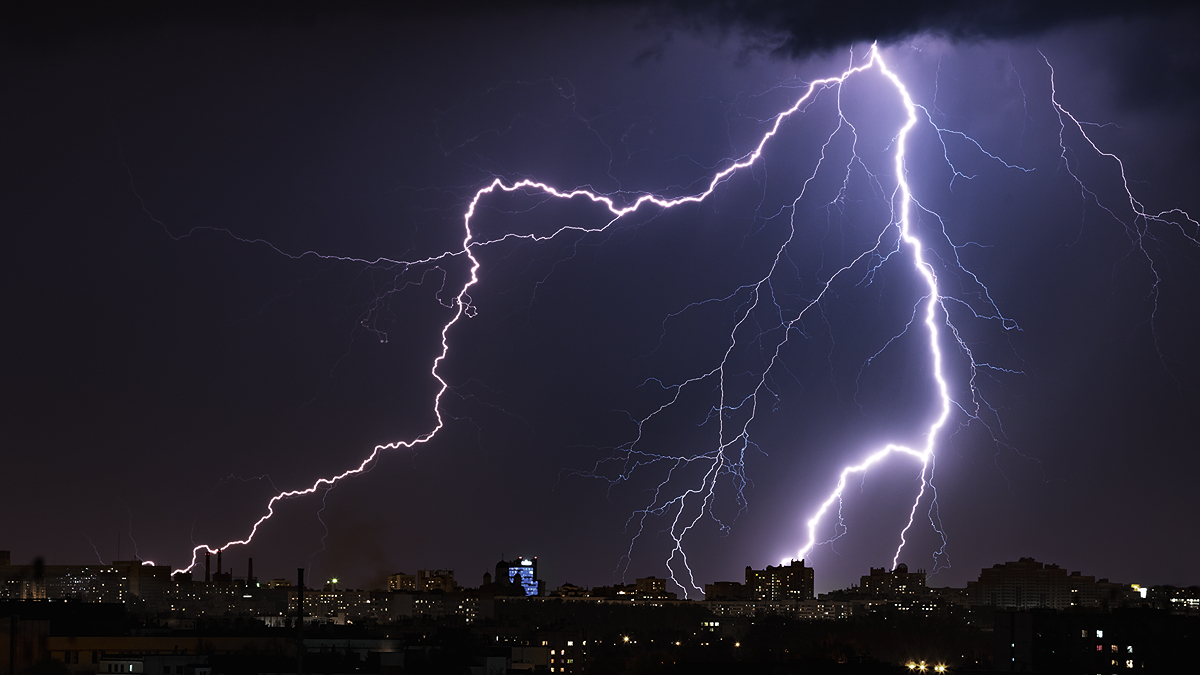 ¿Cuánta potencia tiene un rayo? - Noticias y actualidad meteorológica