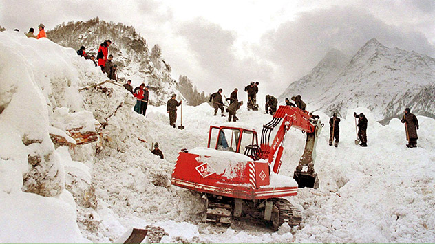 Vor 25 Jahren: Der Lawinenwinter 1999 - Lawinenunglücke in Galtür ...