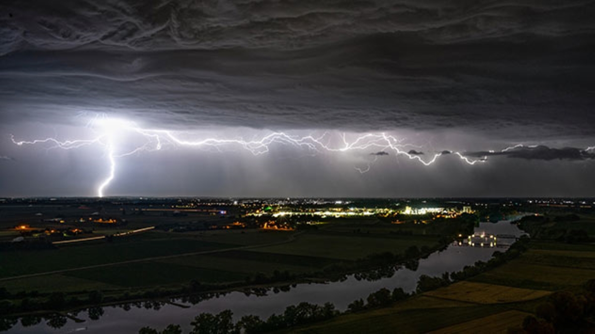Tornadoes, hail, flooding: Severe storms break out across Europe ...